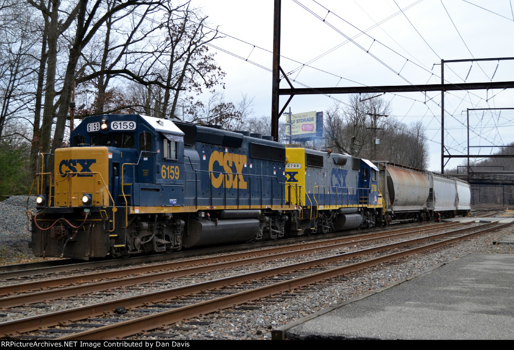 CSX GP38-2S 6159 leads C770-15